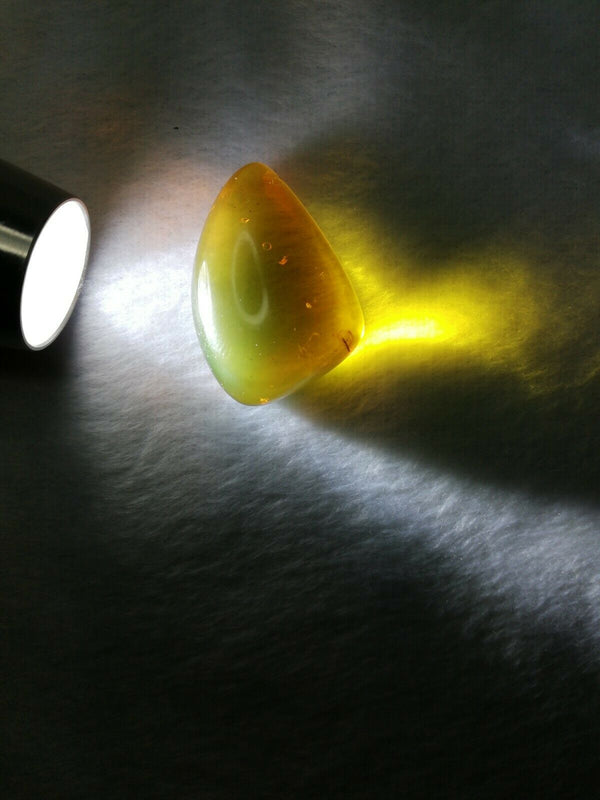 Clear Mexican Amber 5.3g fully polished blue green - Mayan Copal